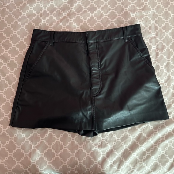 Zara | Shorts | Zara Leather Skort | Poshmark